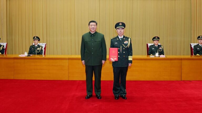 Xi Jinping Elevates Chen Hui to General in PLA Ceremony - 🌍 ...
